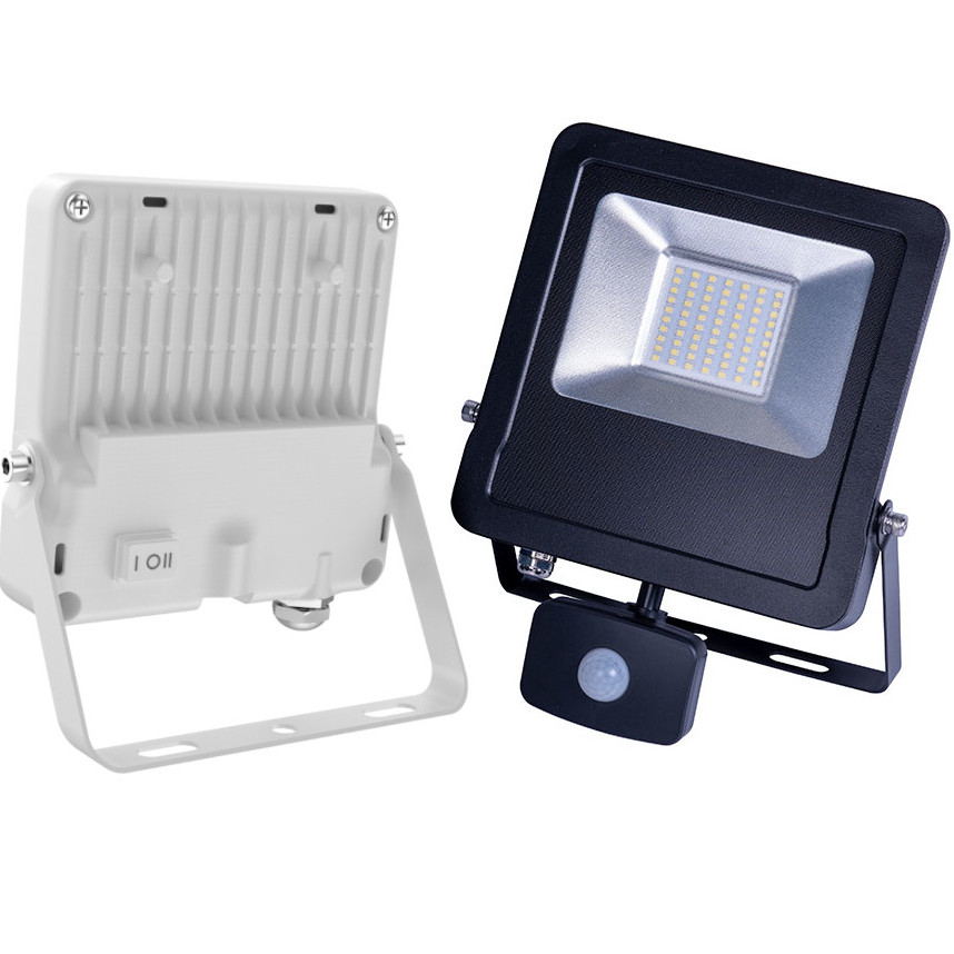Dunham II 3CCT Floodlight 4 Core Flex - Diamond LED Lighting Ltd